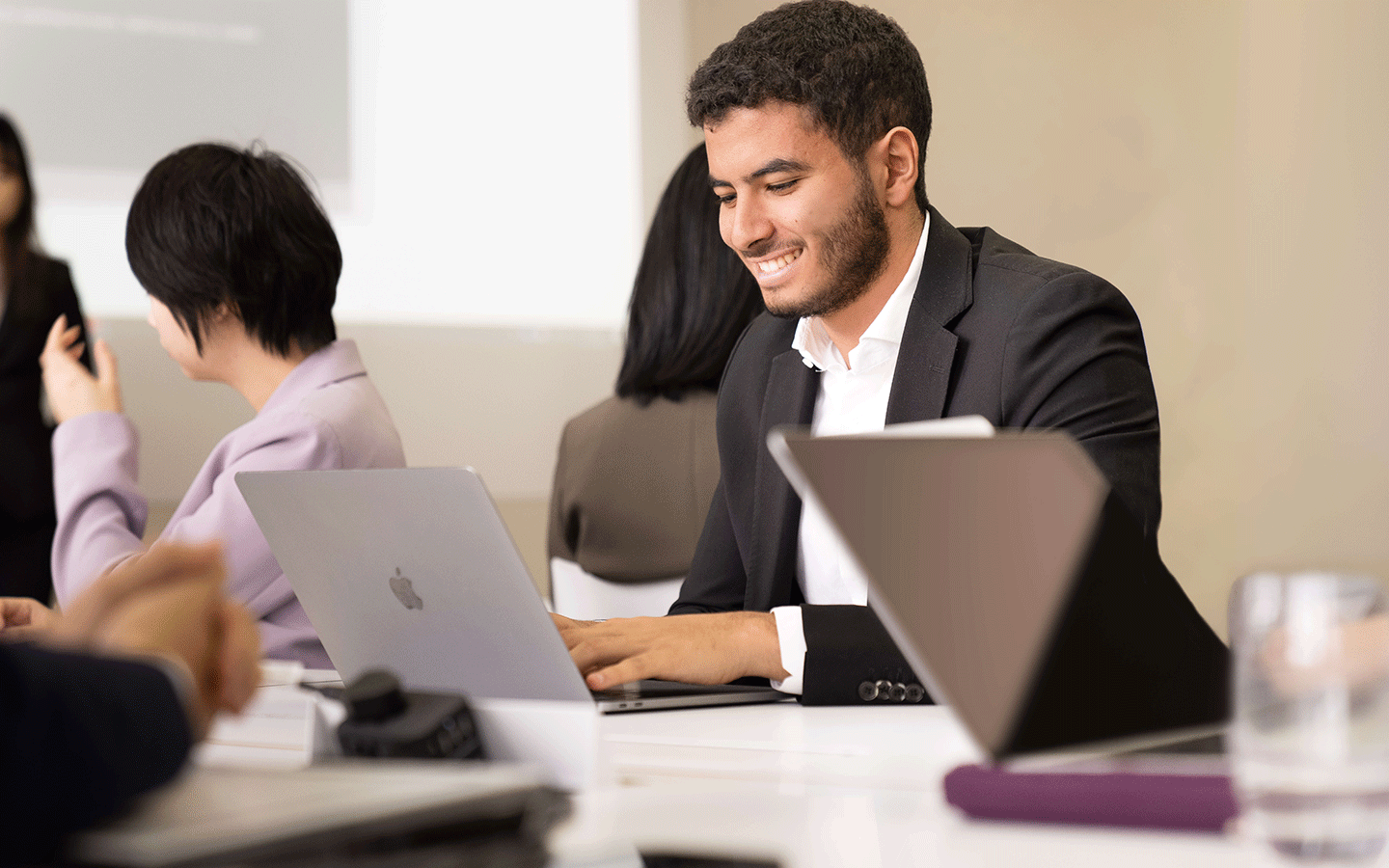 Luxury Hospitality Management | Summer School | EHL Graduate School ...